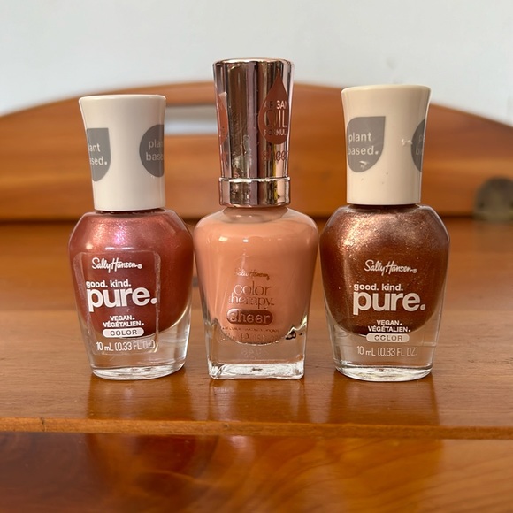 sally hansen | Makeup | Sally Hansen Nwt Nail Polish Bundle 3 Colors ...